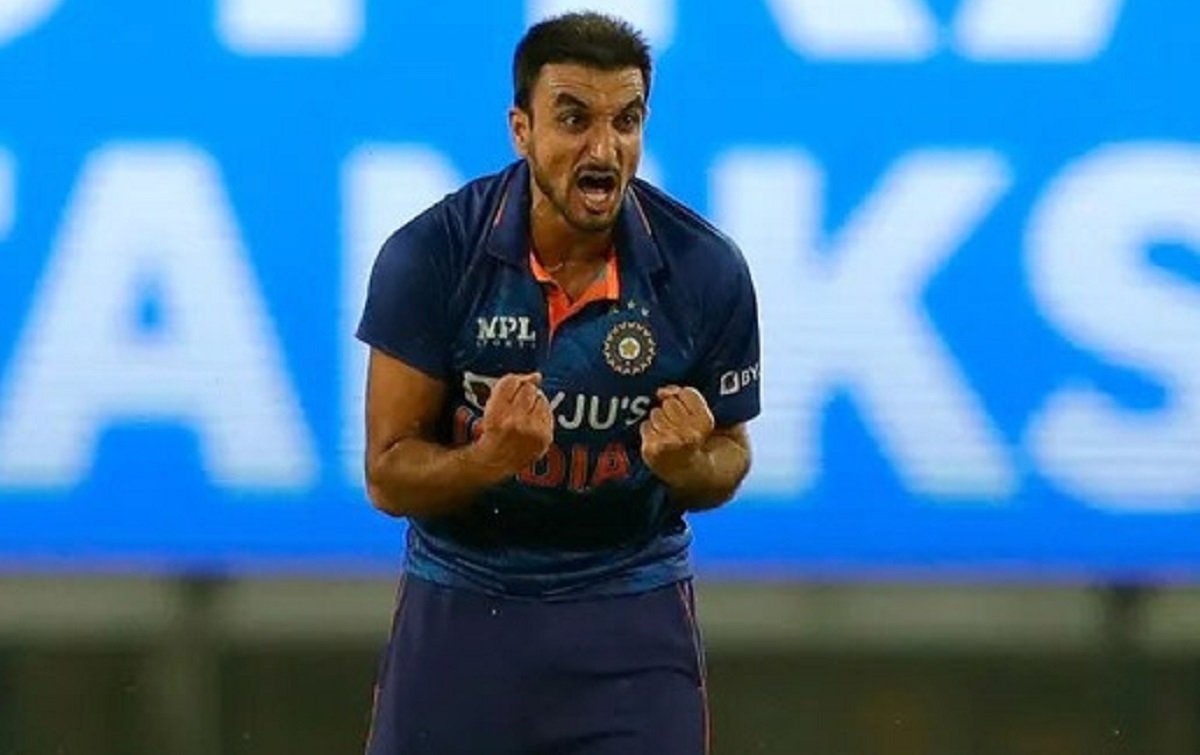 I could not have asked for a better debut says Indian Bowler Harshal Patel