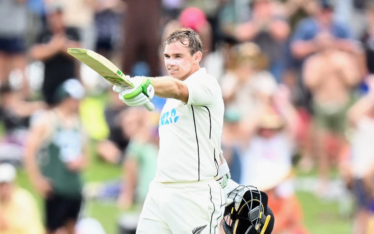 What we saw today was amazing, Luke Ronchi on Tom Latham's unbeaten 186