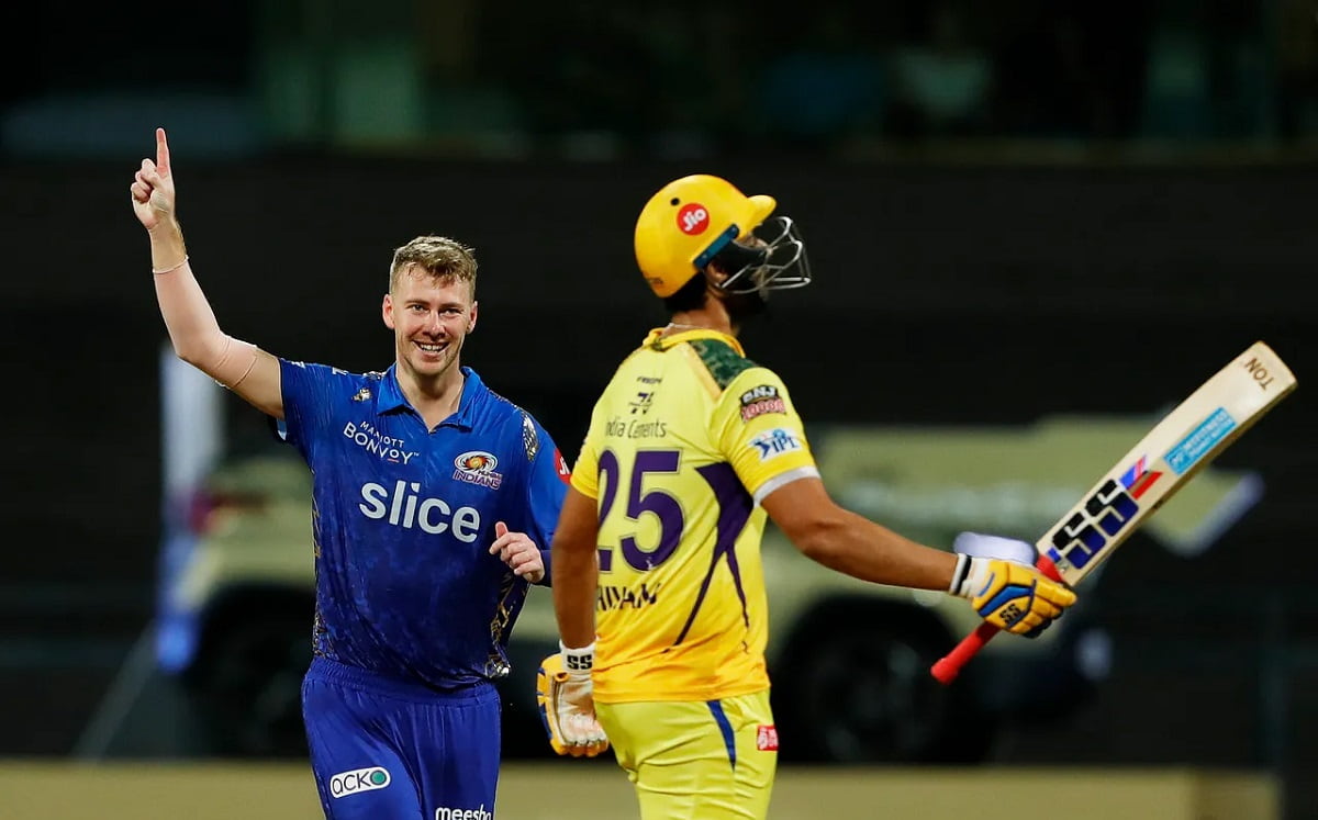 IPL 2022: MI Restrict CSK To 97 Despite Dhoni's Valiant Knock