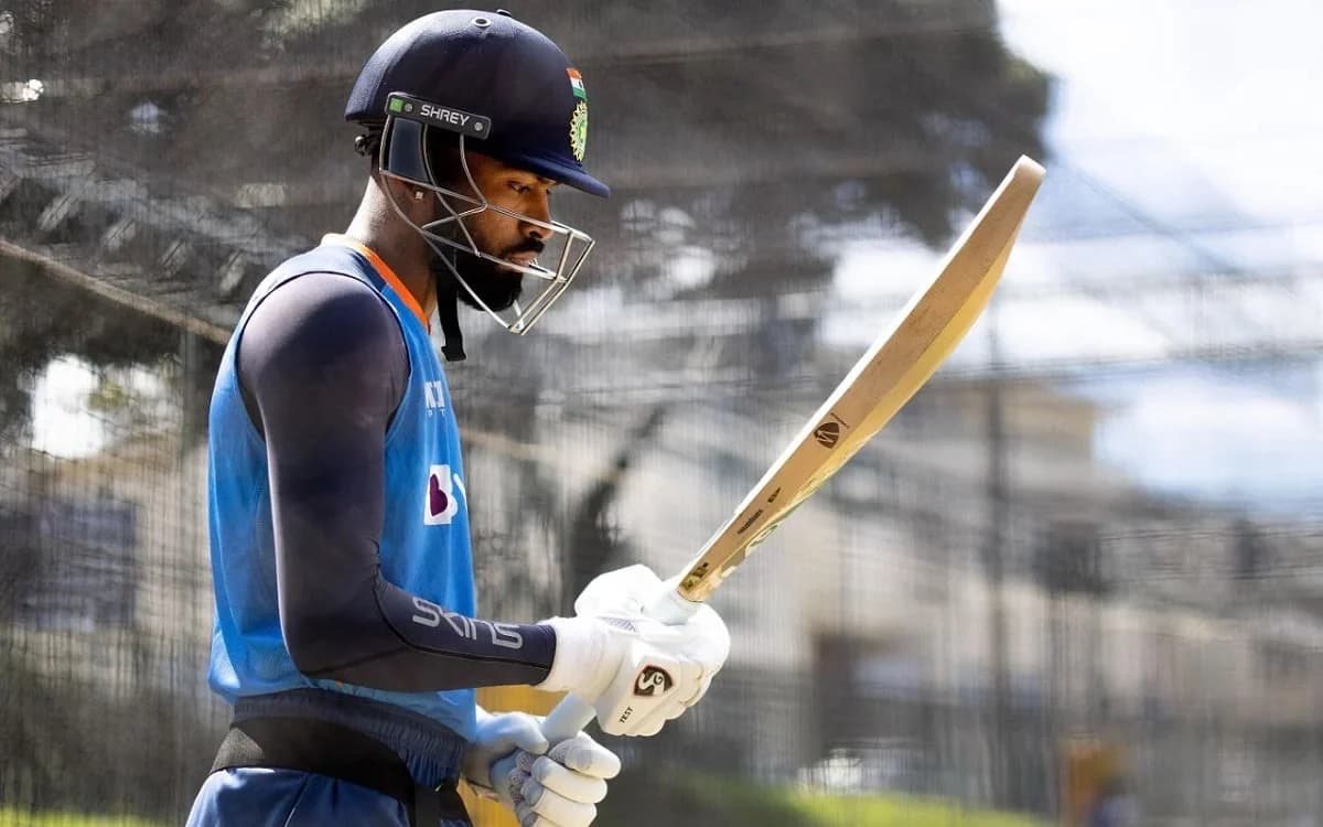 Hardik Pandya Looks Like A Very Dangerous Captain Danish Kaneria in ...
