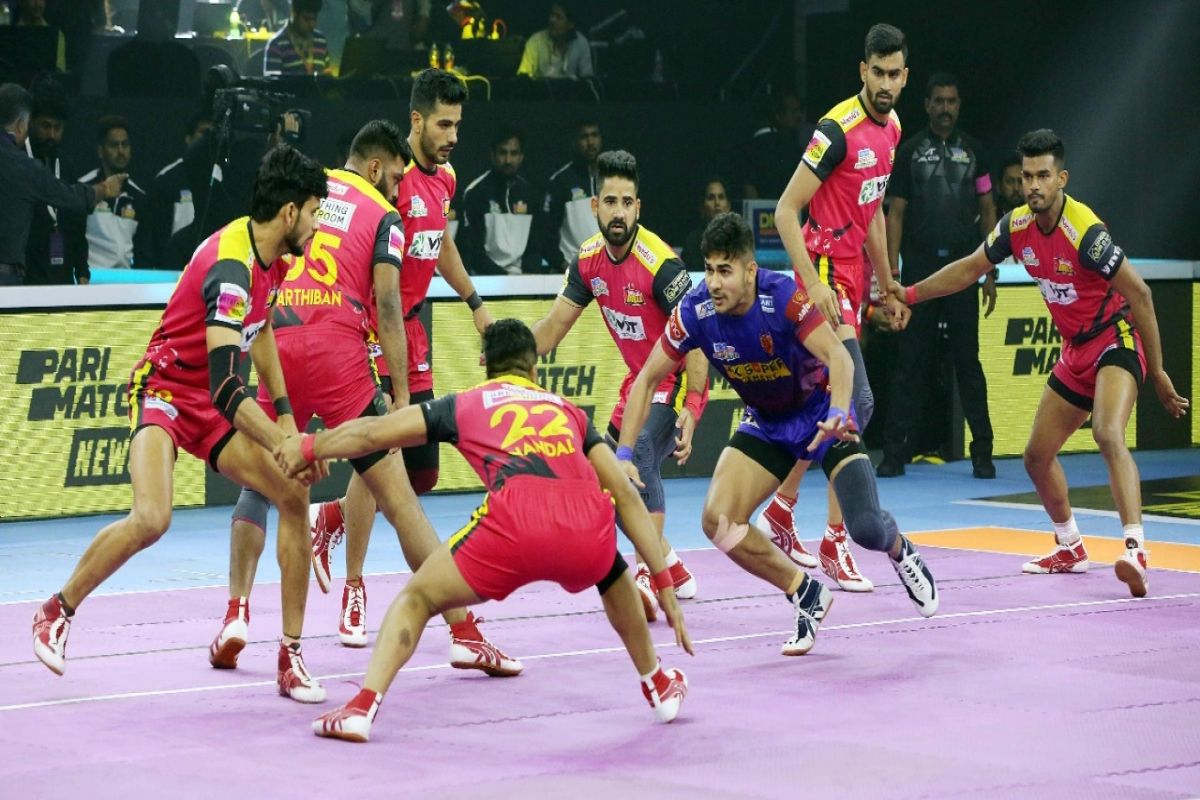 PKL: Bharat, Vikash Kandola Shine As Bengaluru Bulls Decimate Dabang ...