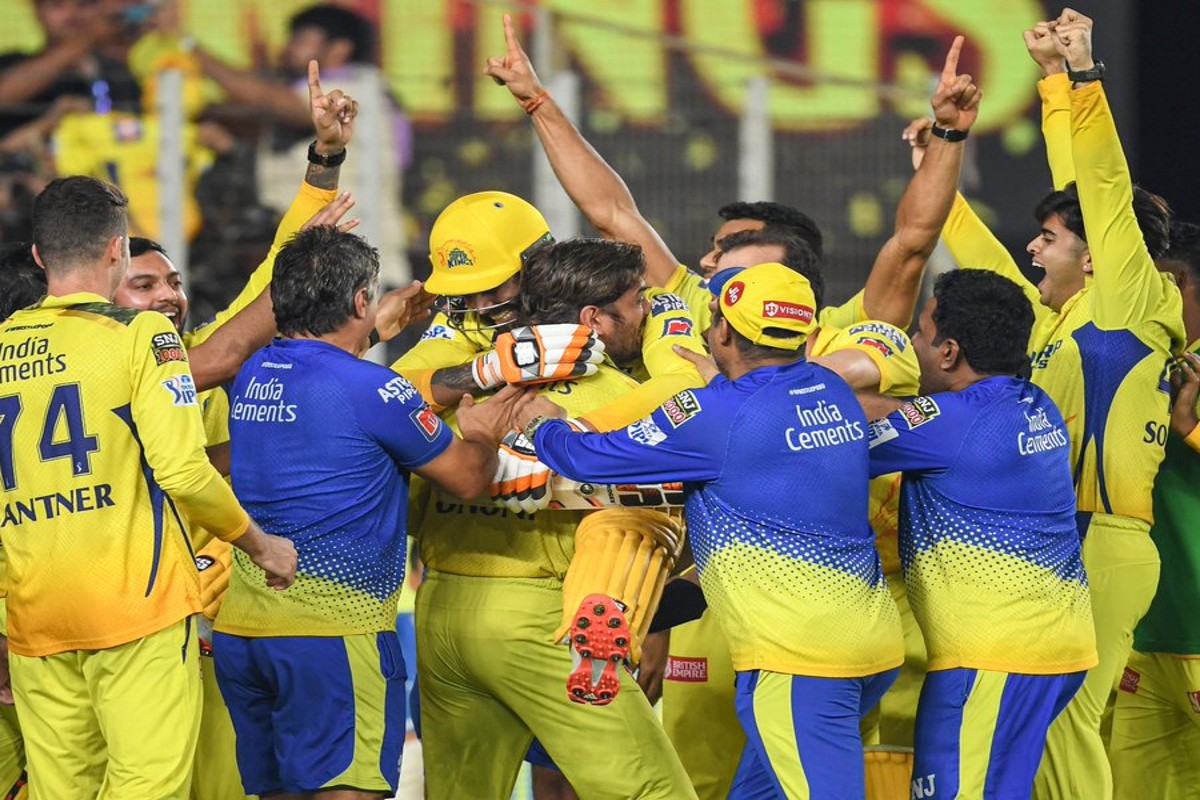 IPL Final 2023: गुजरात को 5 विकेट से हराकर CSK ने जीता IPL 2023 का ...