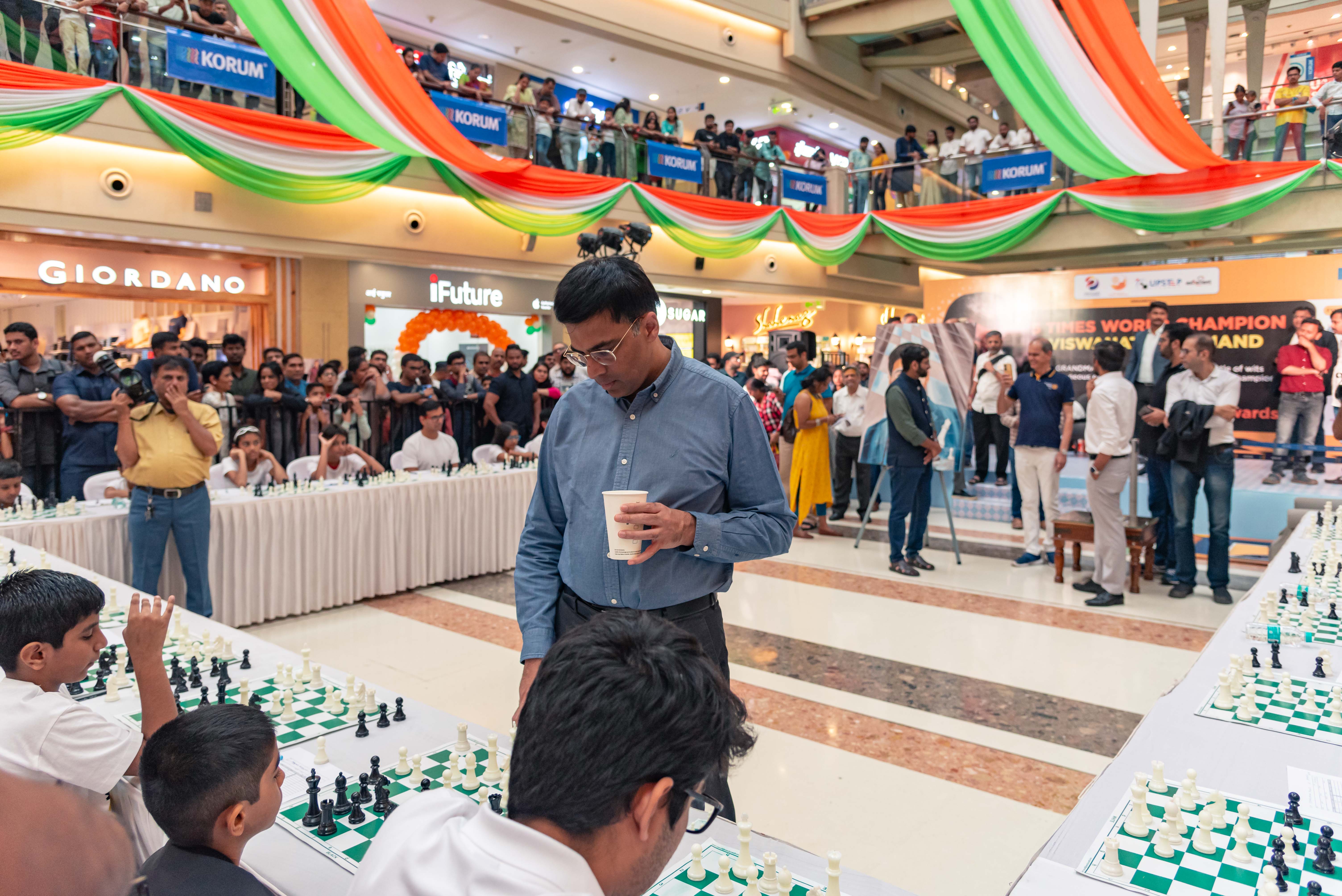 Chess Maestro Vishy Anand Takes On 22 Players In A Simultaneous ...