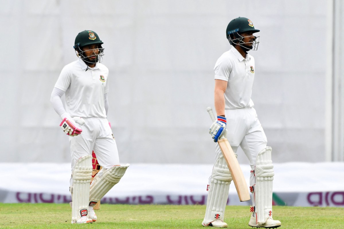 Bangladesh's Mushfiqur Given Rare Obstructing The Field Out