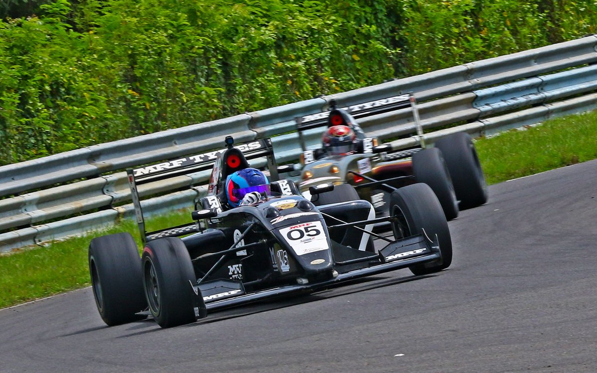 National 4W Racing: Jaden Pariat, Abhay Mohan Dazzle On First Day Of ...