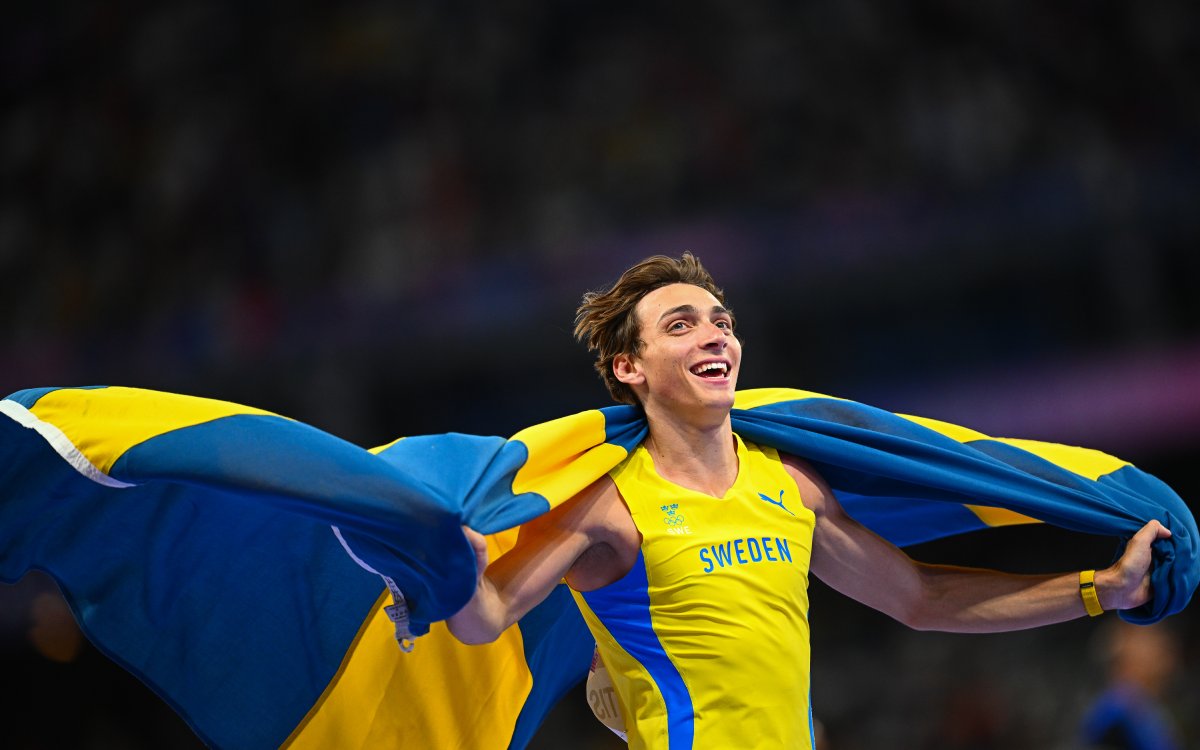 Paris Olympics: Duplantis Sets New World Record To Win Men's Pole Vault ...