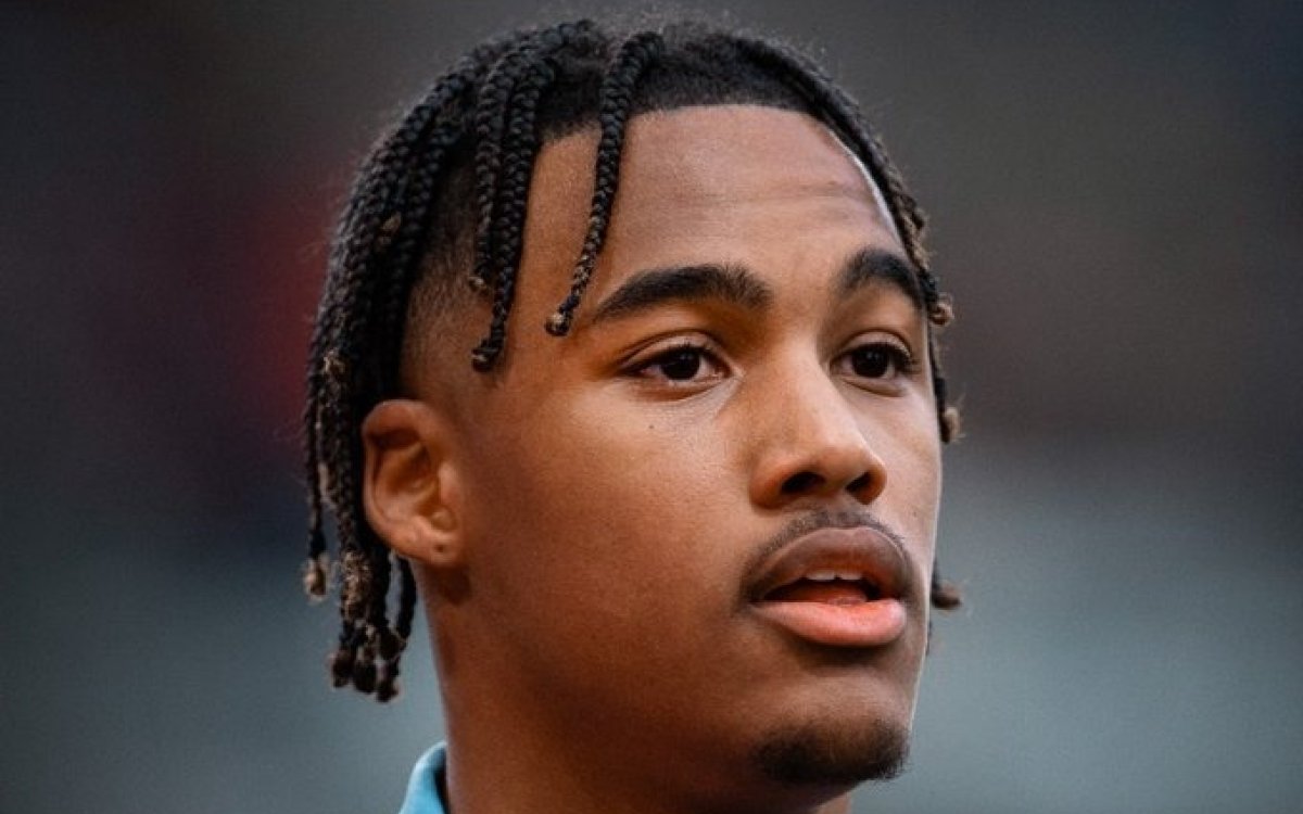 Tottenham Sign Wilson Odobert From Burnley On Five-year Deal On ...