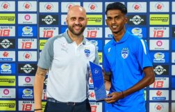 ISL 2024-25: Bengaluru FC's Vinith Venkatesh Wins Emerging Player Of ...