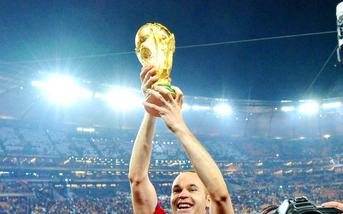 Real Madrid Pays Tribute To Barca Legend Andres Iniesta After He Quits ...