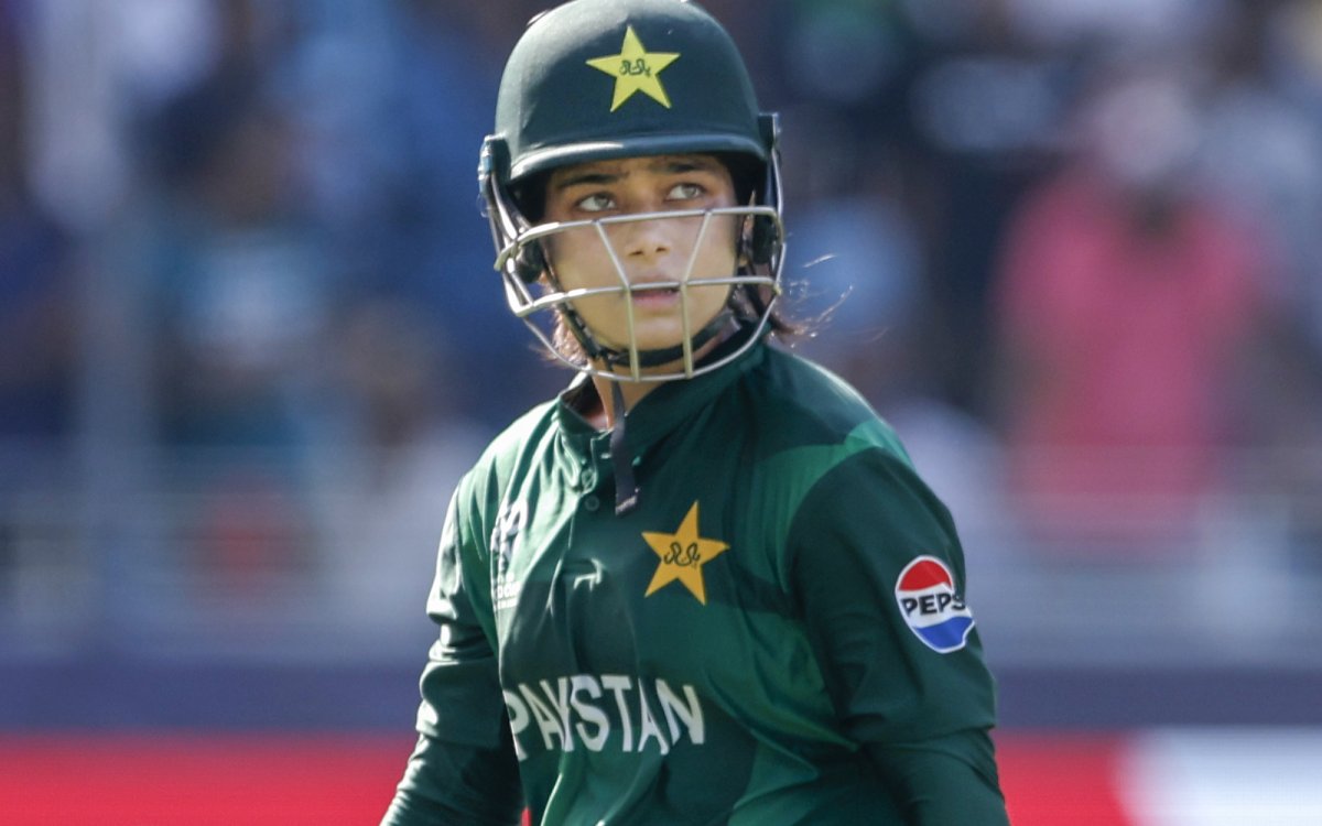 Women's T20 WC: Pakistan Captain Fatima Sana To Return Home After ...