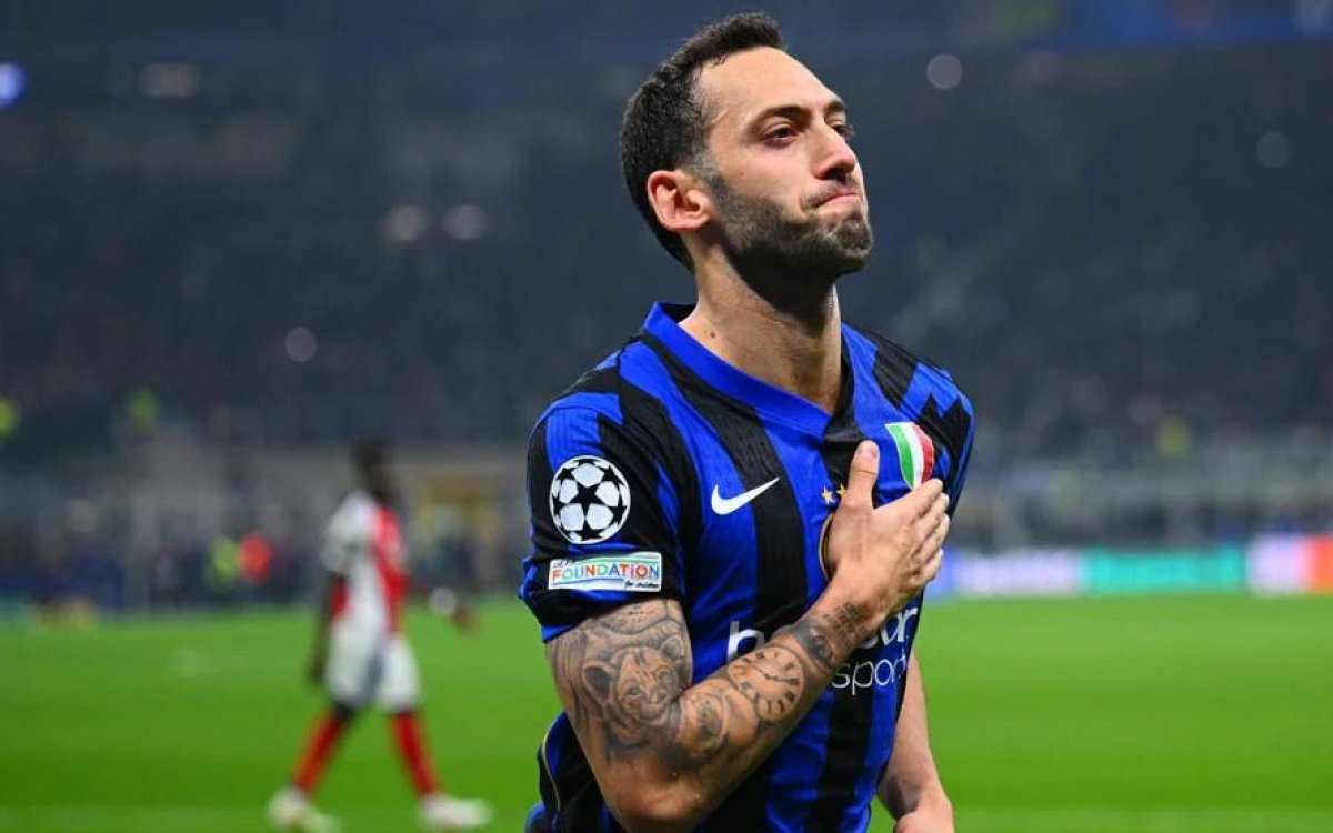 Champions League: Inter Edge Arsenal; Barca Beat Crvena Zvezda In Goal ...