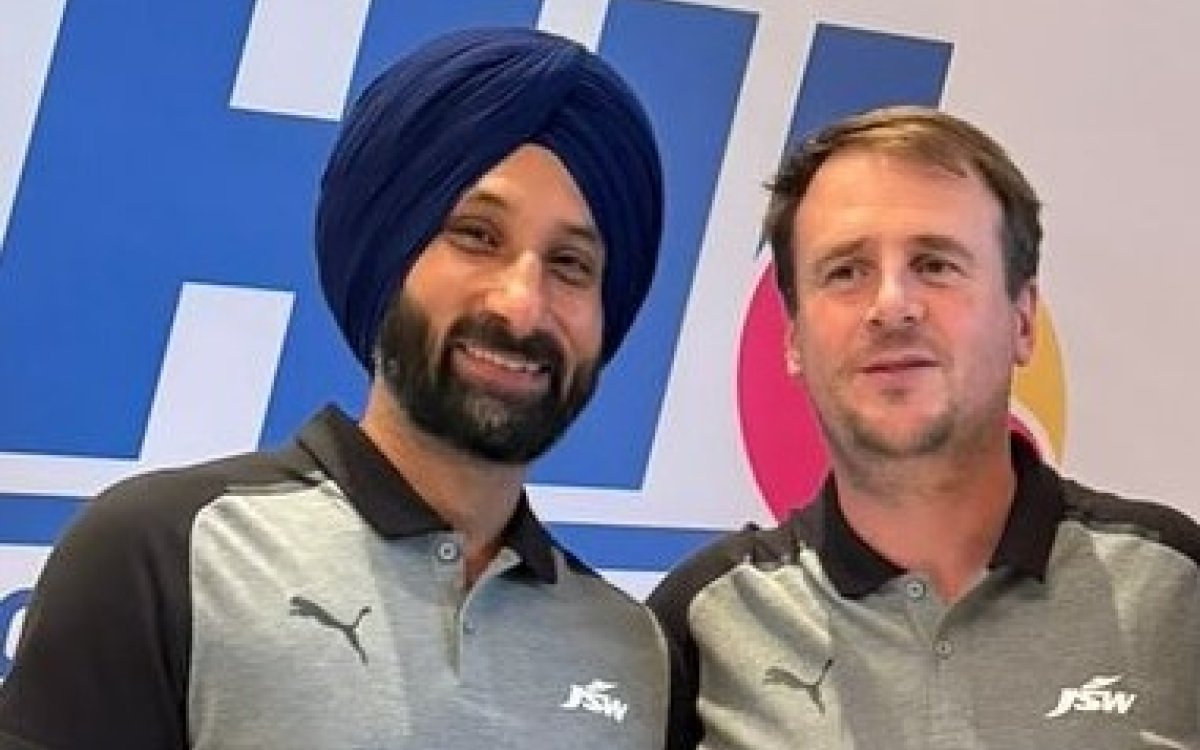 HIL: Soorma Hockey Coach Baart Feels Having Sardar Singh As A Mentor Is An Asset For Players On ...
