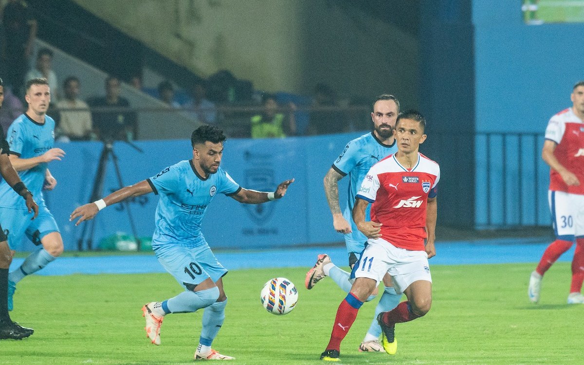 ISL 2024-25: East Bengal’s Hot Scoring Streak Meets Mumbai City’s Strong Defence On Cricketnmore