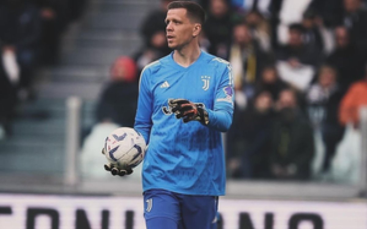 Polish Goalkeeper Szczesny Proud After His Debut For FC Barcelona On ...
