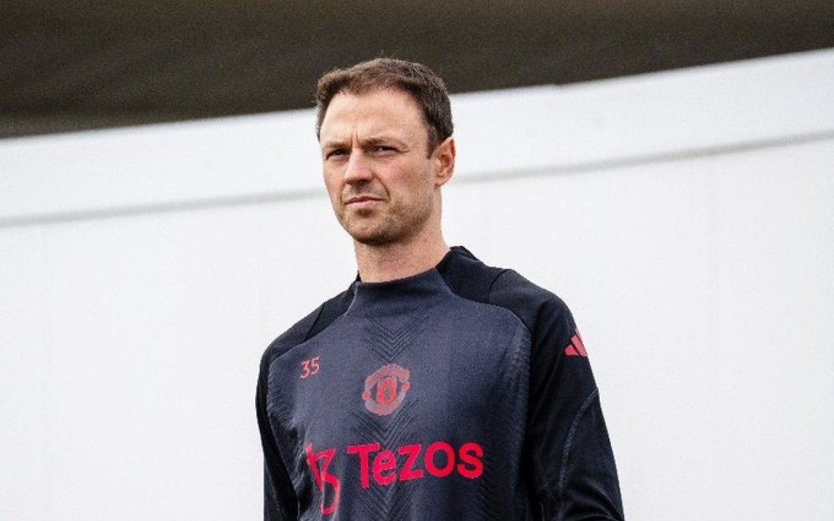 Manchester United Get A Boost As Jonny Evans Returns Ahead Of Season ...