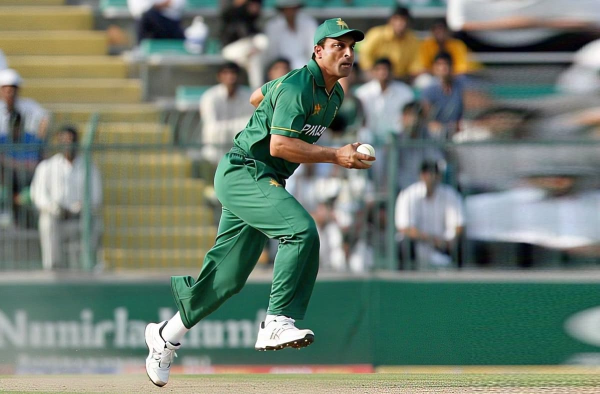 April 27 on This Day in Cricket History: Shoaib Akhtar Breaks 100mph ...