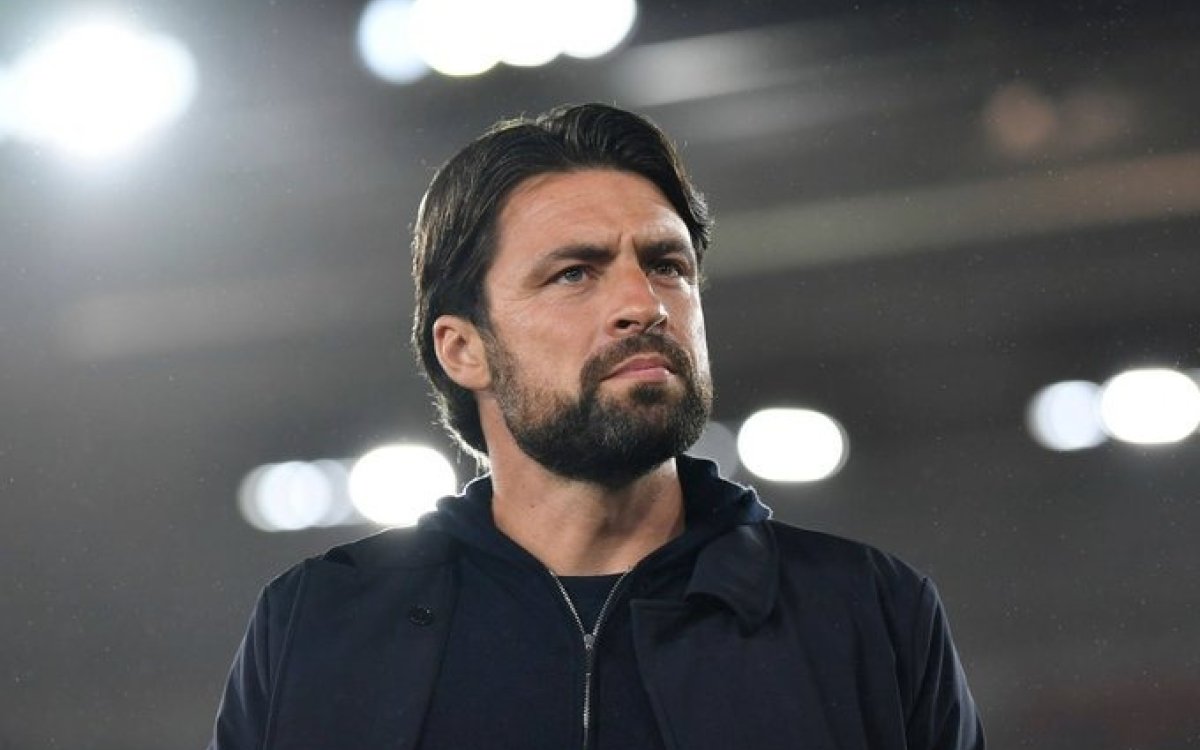 Ex-Southampton Manager Russell Martin Joins Rangers FC On Three-year ...