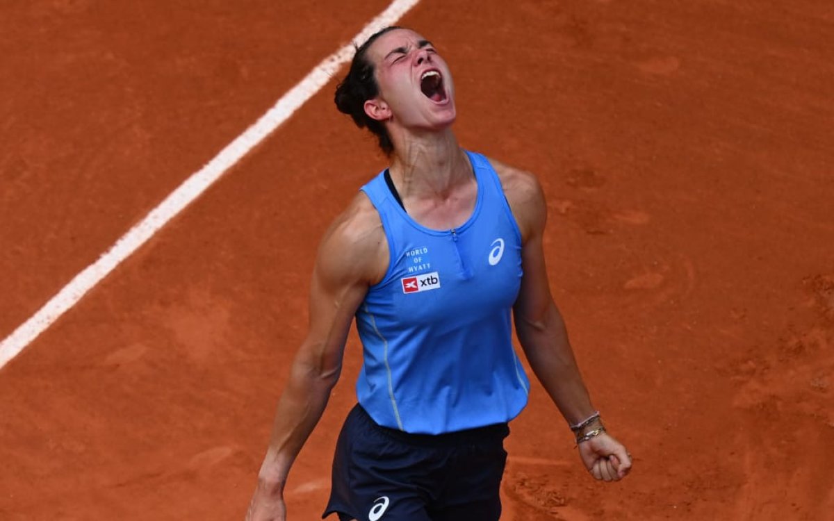 French Open: Lois Boisson’s Fairytale Run Continues With Stunning Upset Over Pegula On Cricketnmore
