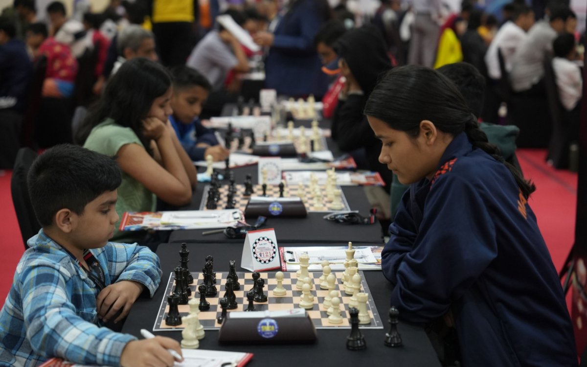 Mumbai International Chess: Local Teen Maniar Holds GM Mikulas To A ...