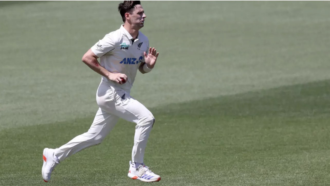 Matt Henry’s 6-Wicket Haul, Conway’s Fifty Put New Zealand in Control ...