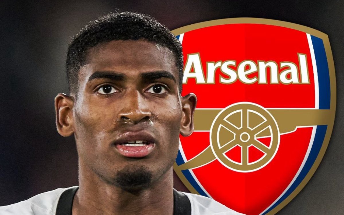 Football: Valencia's Mosquera Joins Arsenal Squad Ahead Of Closing ...