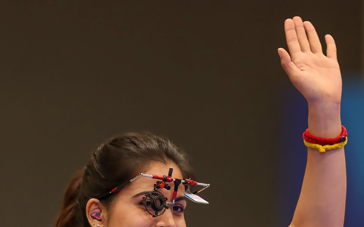 Manu Bhaker Bags Bronze In 10m Air Pistol At Asian Shooting ...