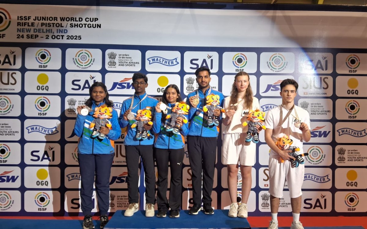 Jr World Cup Shooting: India Claim Air Rifle Mixed Team Gold And Silver ...