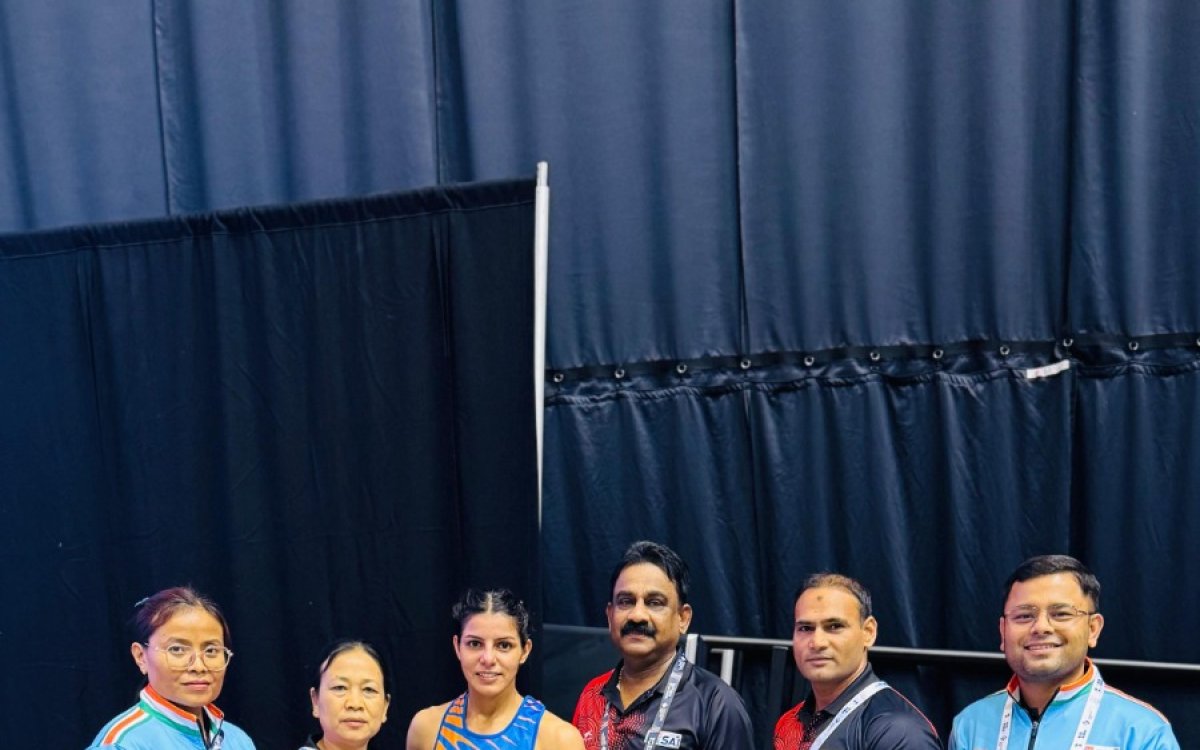 World Boxing C'ships: Sakshi, Chanu Win To Join Bartwal In Second Round ...