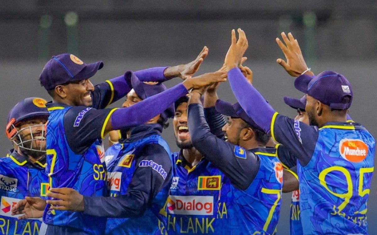 Head Coaches Wood And Ferdinands To Work With SL Men's Cricket Team On ...