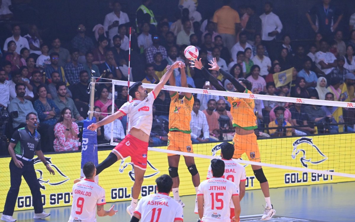 PVL 2025: Kolkata Thunderbolts Stun Chennai Blitz With Thunderous Win ...