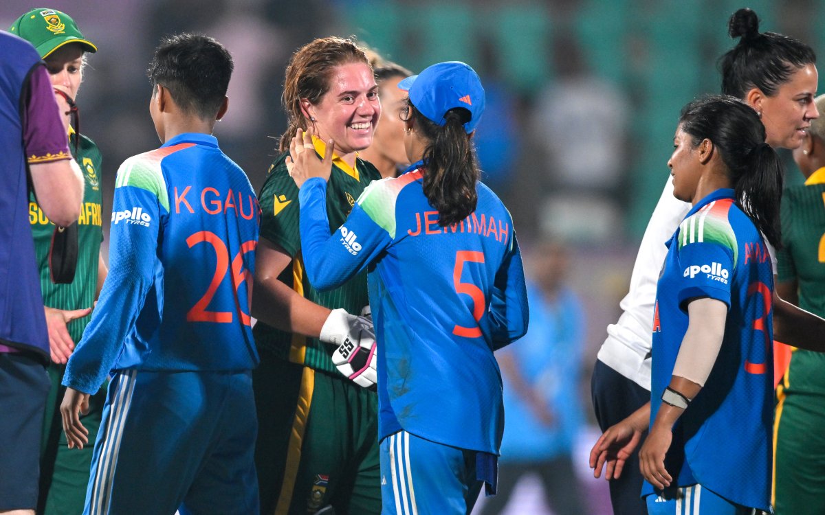 Women's WC: It Was Bit Tricky After Chloe Got Out, Says De Klerk On SA ...