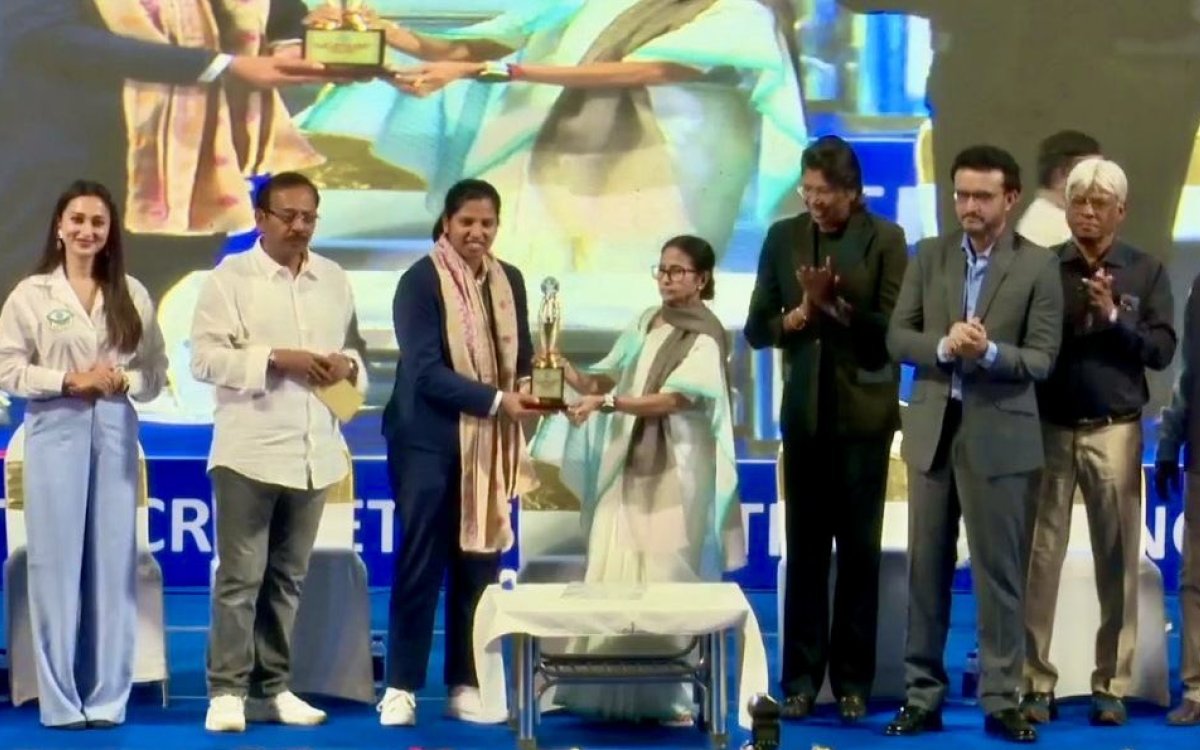 Bengal Govt Appoints Woman Cricketer Richa Ghosh As DSP On Cricketnmore