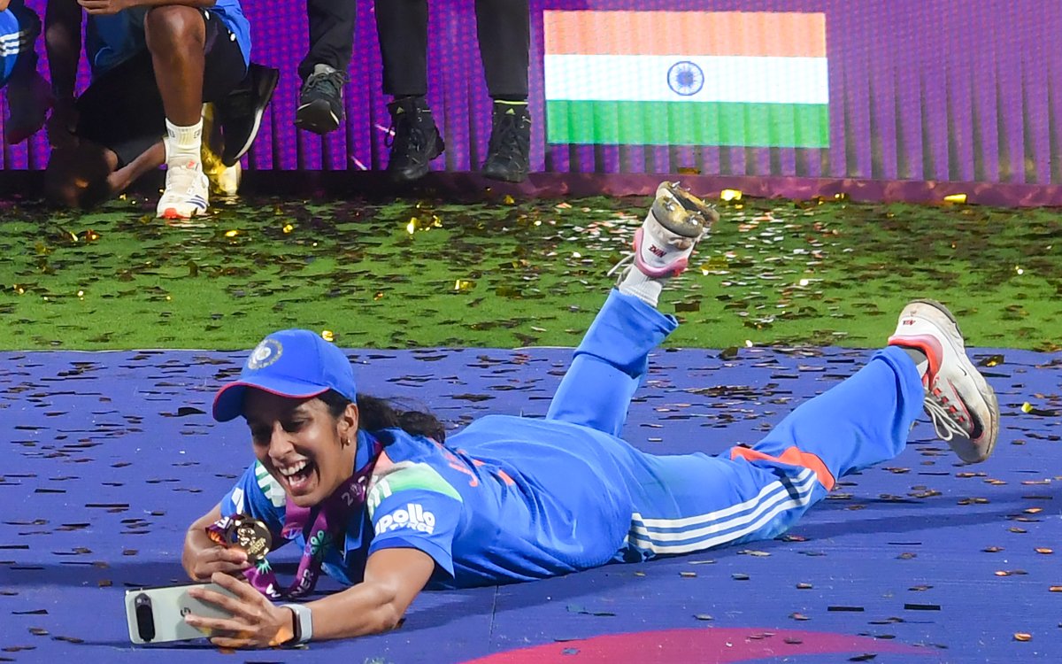 ‘Hope You Are Ready With Your Mic’: Jemimah Invites Gavaskar For Sing ...
