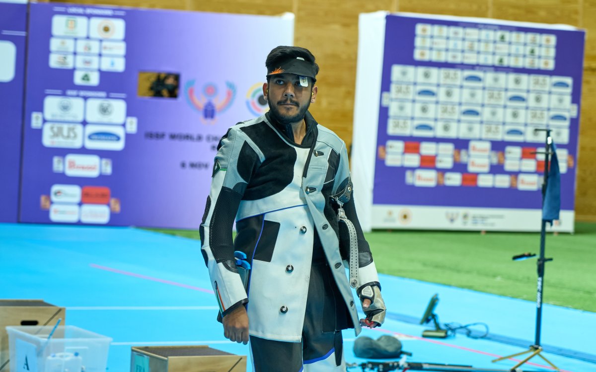 ISSF World C'ships: India Adds Two Silvers Through Aishwary Tomar In ...