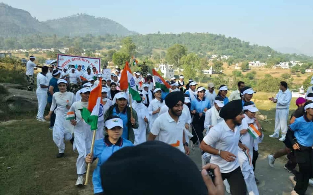 J&K: Over 6,000 Register For BSF Marathon; Motorcycle Rally On Nov 9 On ...