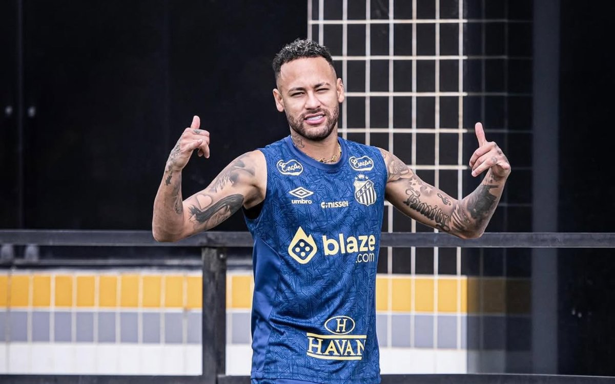 Neymar Eyes Return After Thigh Injury On Cricketnmore