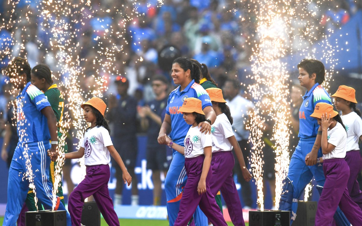 Women's World Cup: Jampacked DY Patil Stadium 'sold Out' As India ...