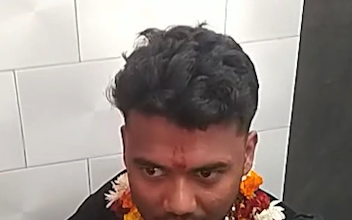 खुद भारत के लिए नहीं खेल सके पिता, बेटे ने आईपीएल नीलामी में रचा इतिहास ...