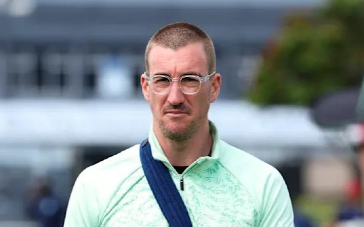 Injured Tickner Will Not Bowl Or Field For Rest Of Wellington Test Vs ...