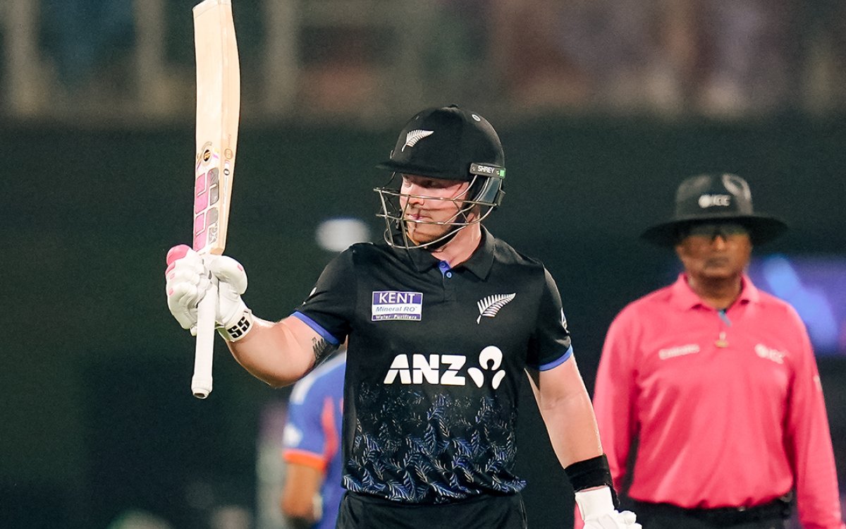 4th T20I: Seifert, Conway, Mitchell Power New Zealand To 215/7 Against ...