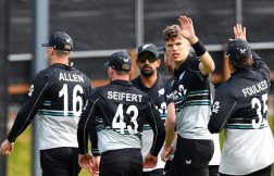 टी20 विश्व कप 2026 के लिए न्यूजीलैंड ने बेन सियर्स को रिजर्व खिलाड़ी के ...