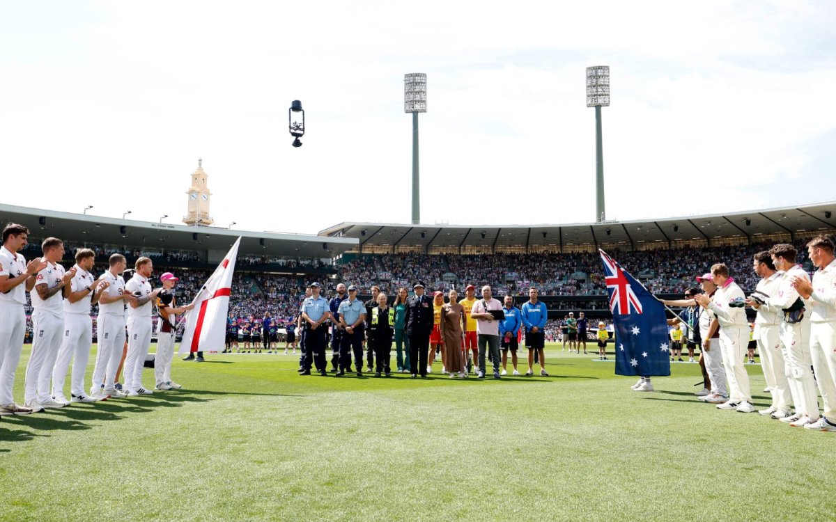 Australia, England Teams Pay Tribute To Bondi Shooting Victims, First ...