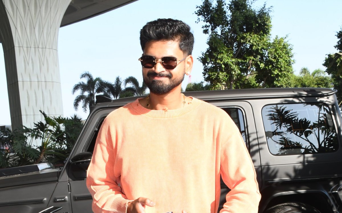 Shreyas Iyer Awaits CoE Clearance As India Announces Gill-led Squad For ...