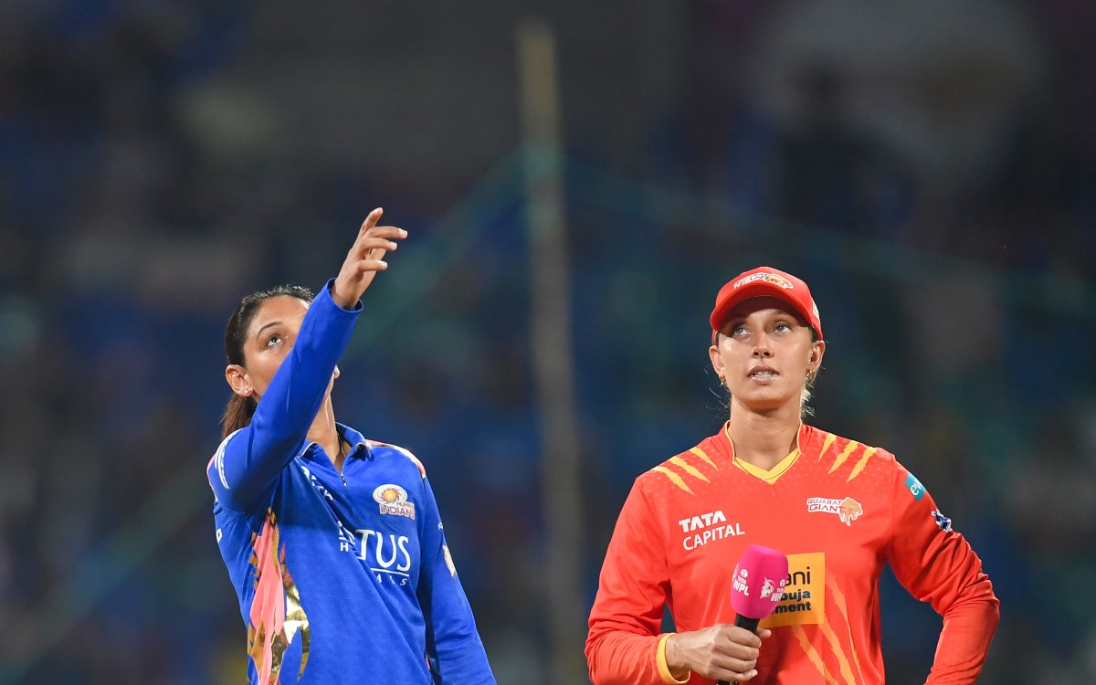 WPL 2026: Mumbai Indians Elect To Bowl As Ayushi Soni Debuts For ...