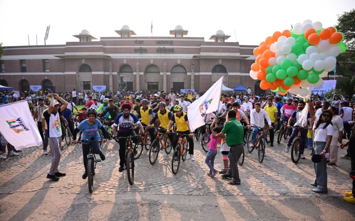 Armed Forces Lead From Front At 73rd Edition Of Fit India Sundays On ...