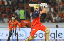 IPL 2026: Fireworks In Hyderabad As Sunrisers Flex Playoff Muscle, Hand ...